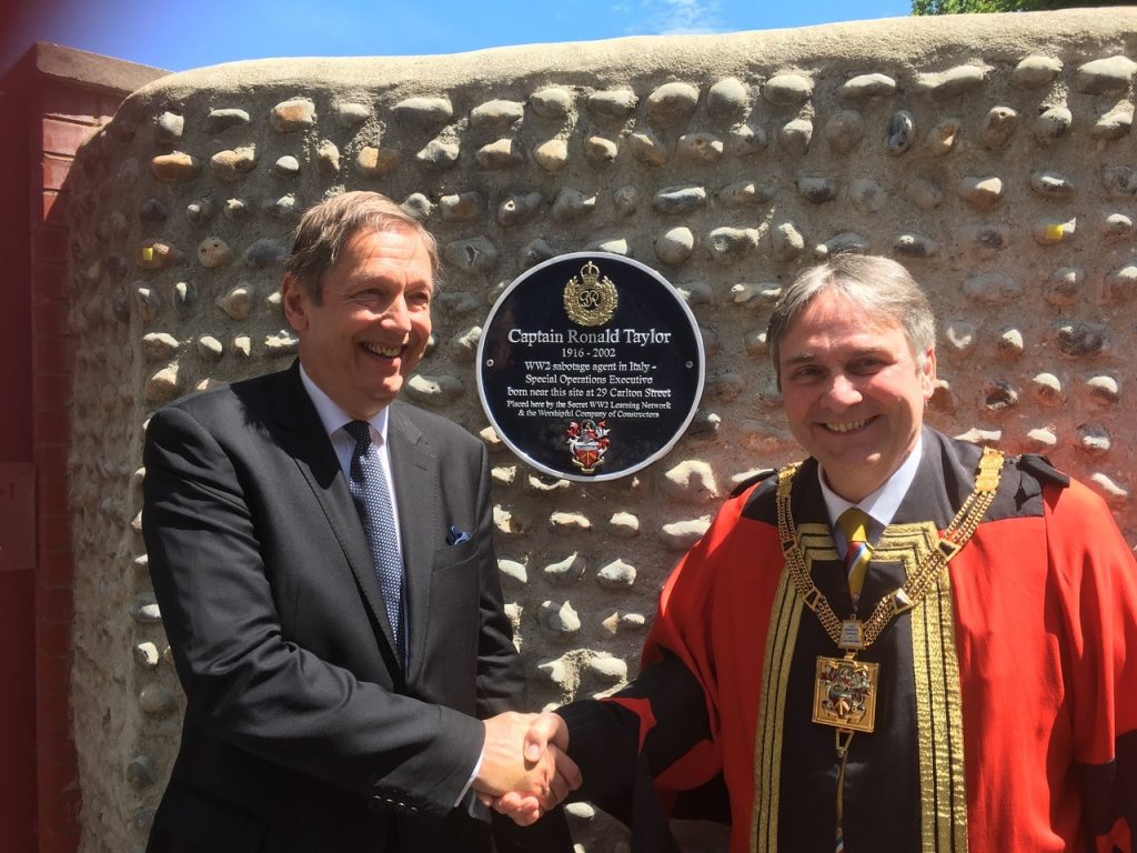 WCC honours Past Master and WWII hero - Captain Ronald (Ron) Taylor - WCC